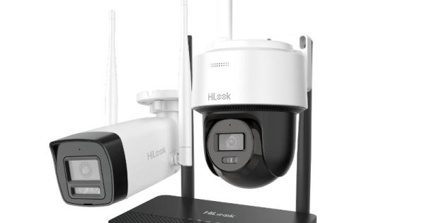 EasyLink Wi-Fi Kit, Комплект с 2 IP WIFI камери PT+Billet 4Mp и WIFI NVR